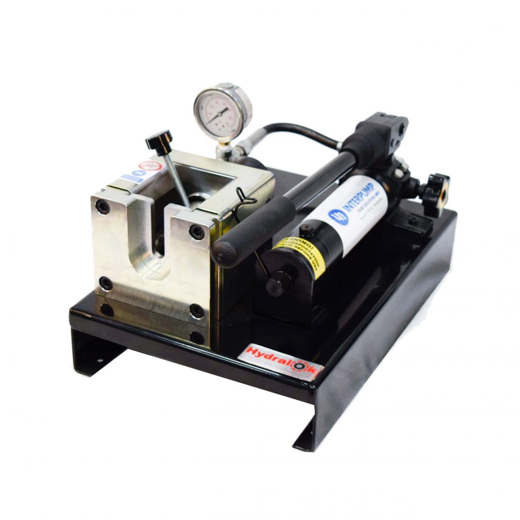 1 HF3-DIN-_-Interpump-Fluid-Solutions-_-machine2-scaled - Interpump